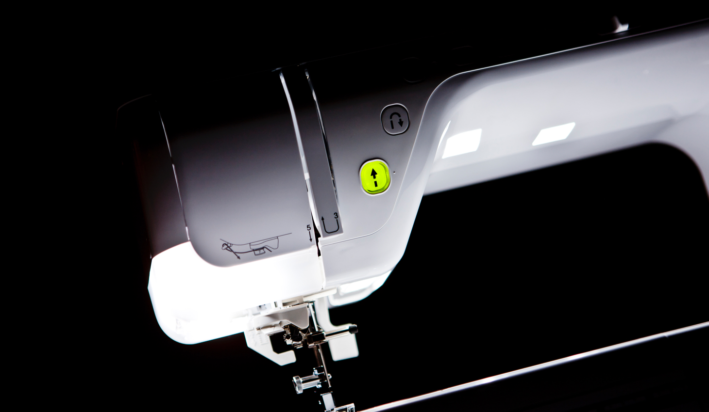 Machines à coudre perfectionnées pour couturiers